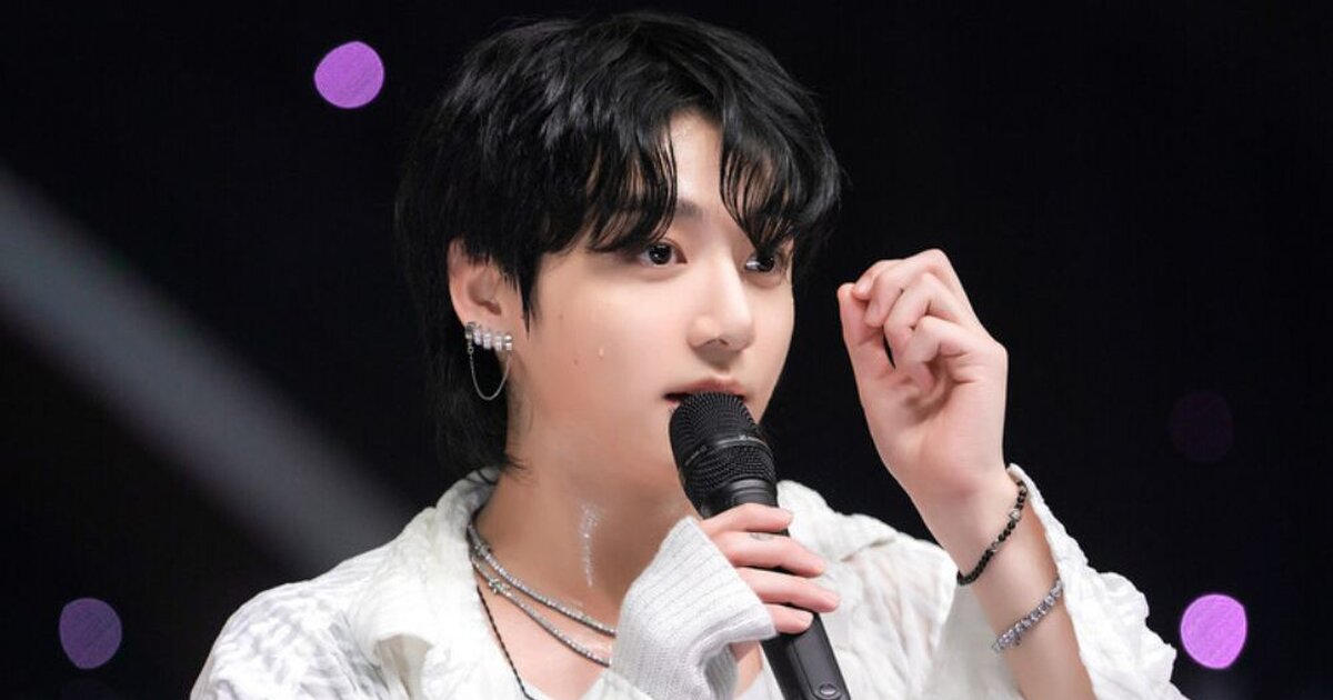 BTS' Jungkook Shares His Deepest Thoughts in a Late-Night Letter—Says ...