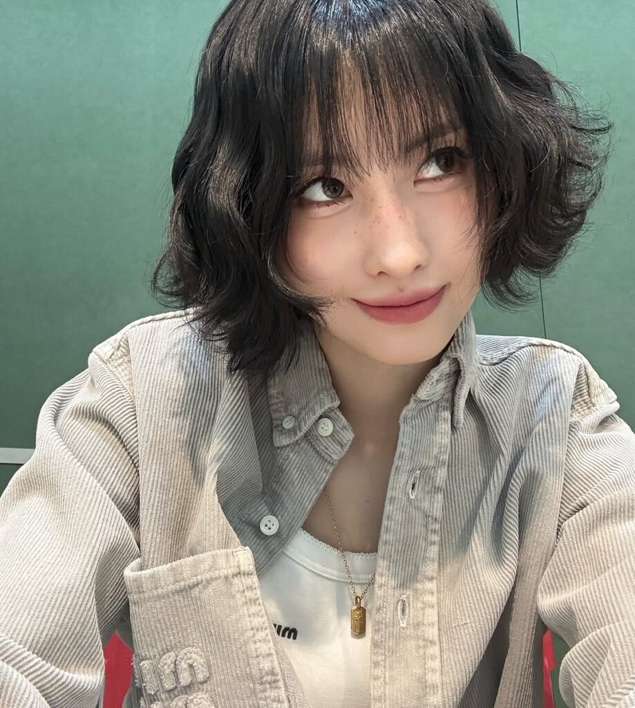 TWICE's Momo Stuns with Her Jaw-Dropping Figure in new photos, leaving ...