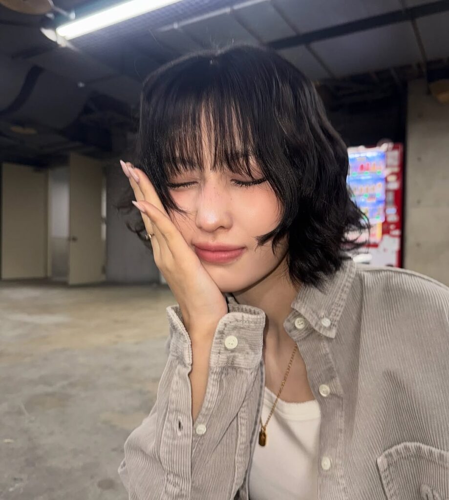 TWICE's Momo Stuns with Her Jaw-Dropping Figure in new photos, leaving ...